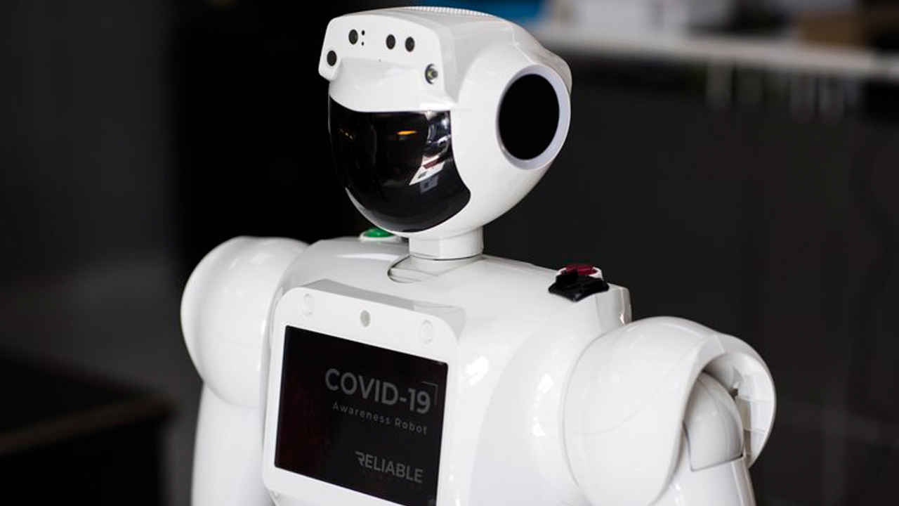 Crean un "robot científico" capaz de realizar experimentos de laboratorio